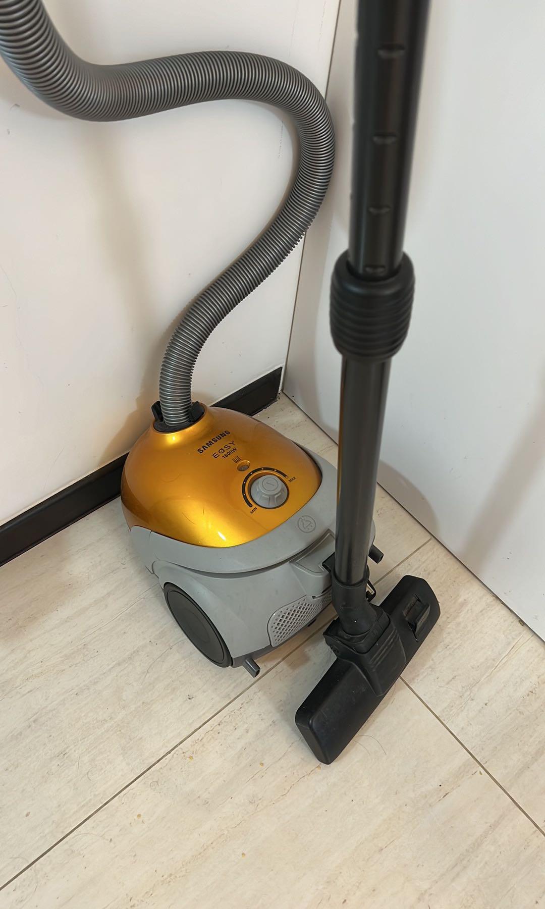 Samsung Easy Vacuum Cleaner 1800w, TV & Home Appliances, Vacuum Cleaner ...