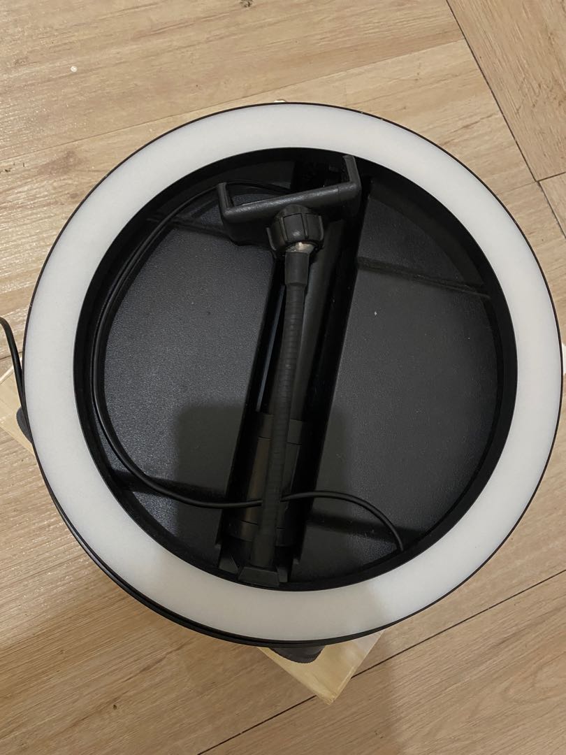 Retractable Ring light, Furniture & Home Living, Lighting & Fans ...