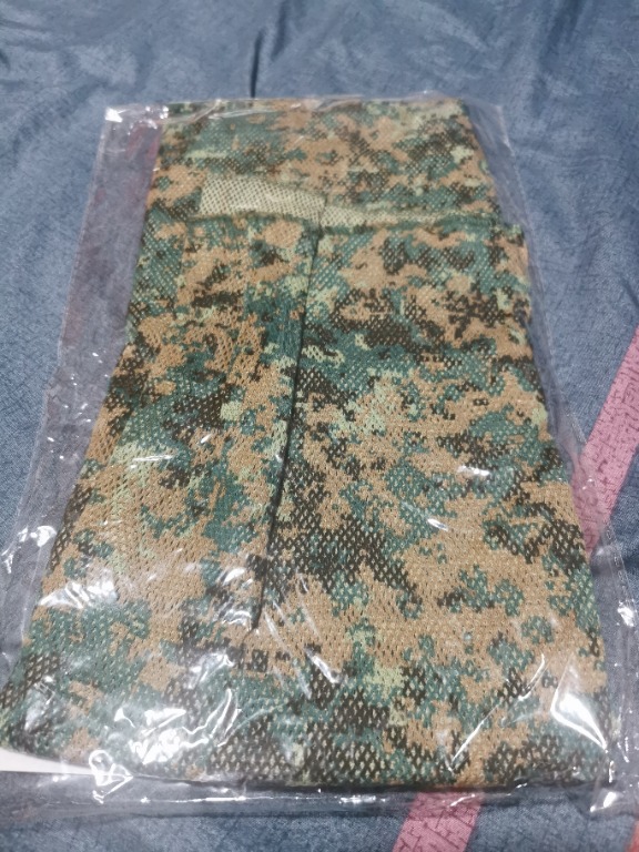 SAF Multipurpose pixelised scarf, Everything Else on Carousell