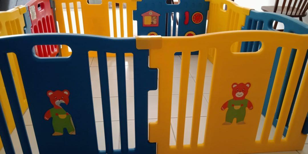 Safety Fence for Kids - must let go!, Babies & Kids, Baby Nursery ...