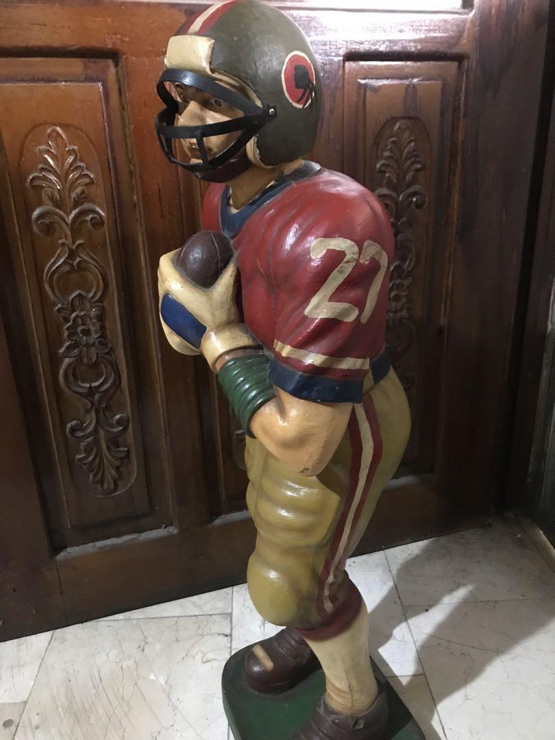 Vintage Football Quarterback Statue, Hobbies & Toys, Memorabilia ...