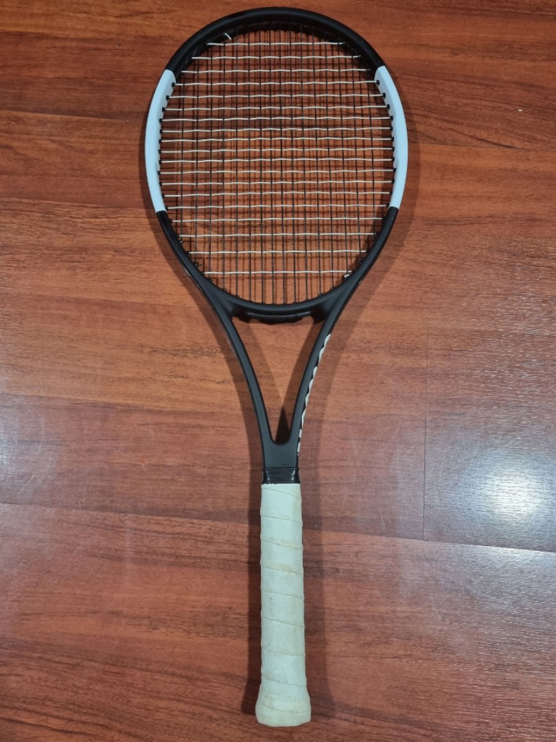 Wilson Pro Staff 97 V12, Sports Equipment, Sports & Games, Racket ...