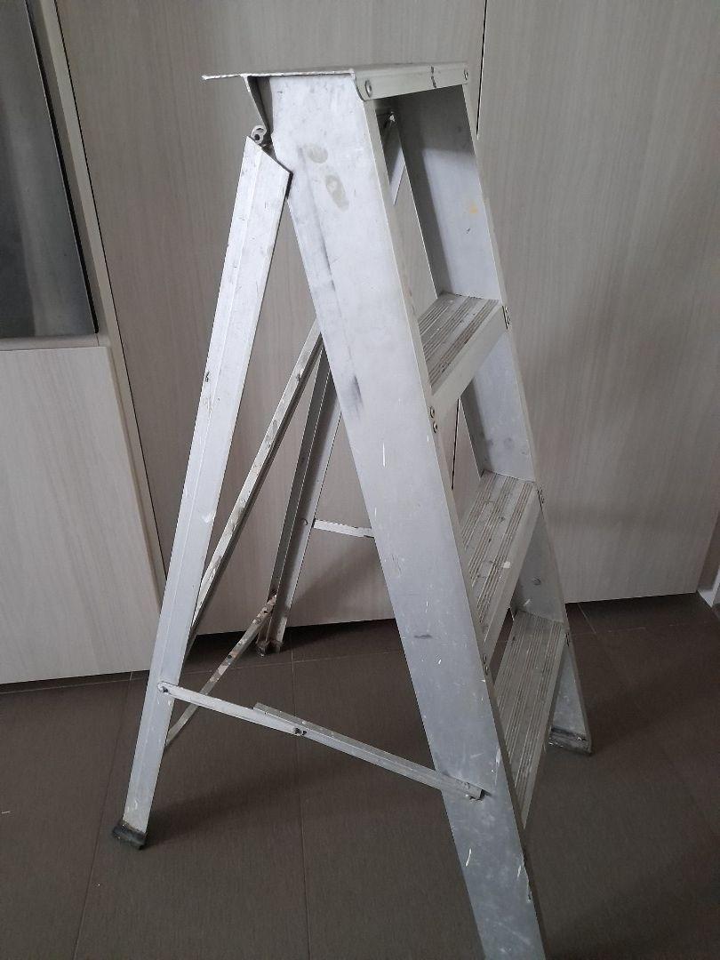 1m ladder, Furniture & Home Living, Home Improvement & Organisation ...