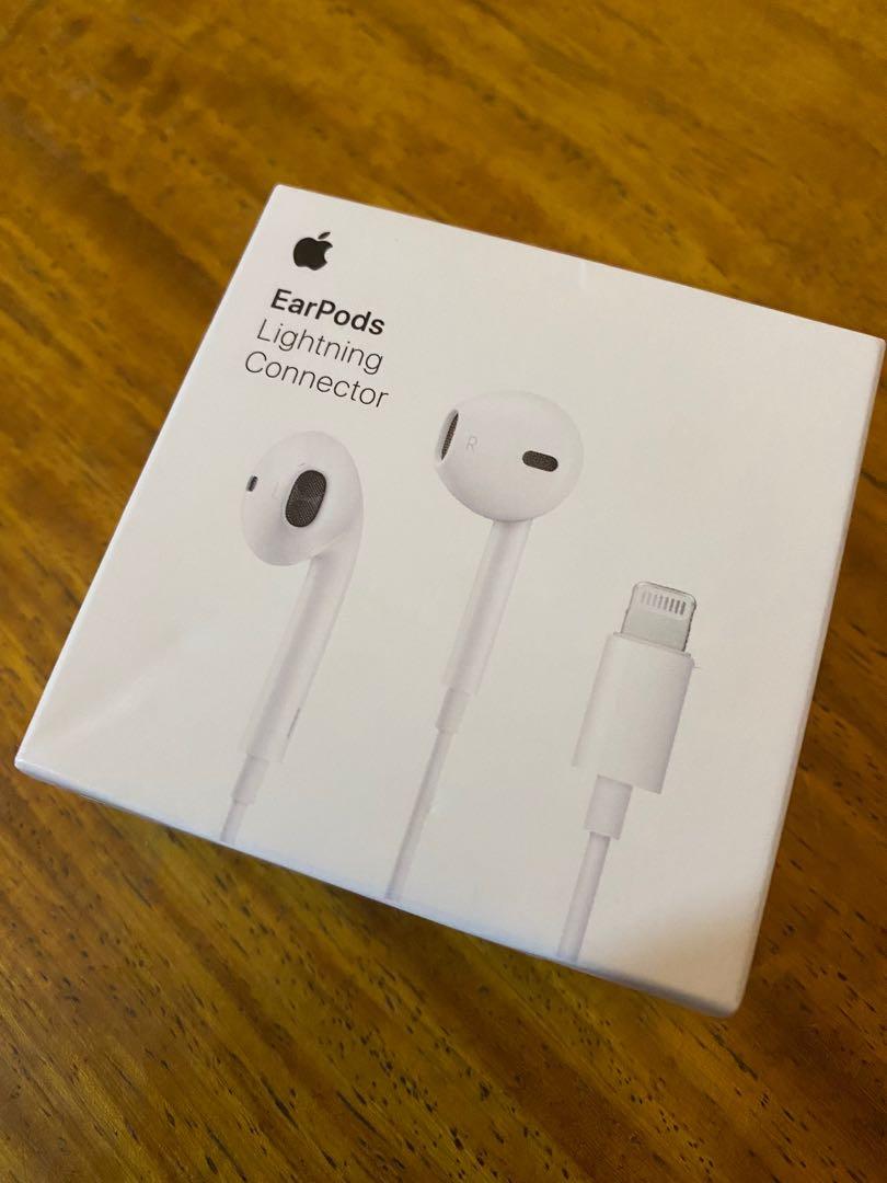 Apple Earpods Lighting Connector, Audio, Earphones on Carousell