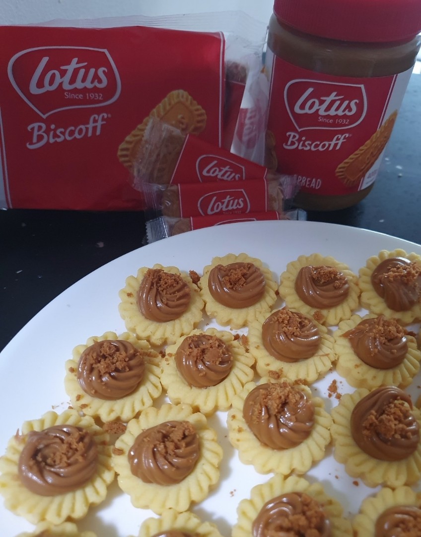 HARI RAYA BISCOFF TART HALAL, Food & Drinks, Homemade Bakes on Carousell