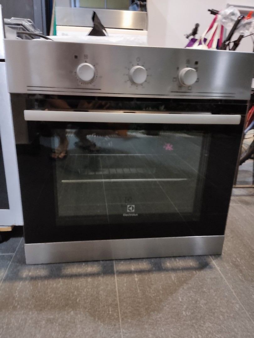 Electrolux Built-in oven (warranty), TV & Home Appliances, Kitchen Appliances, Ovens & Toasters ...