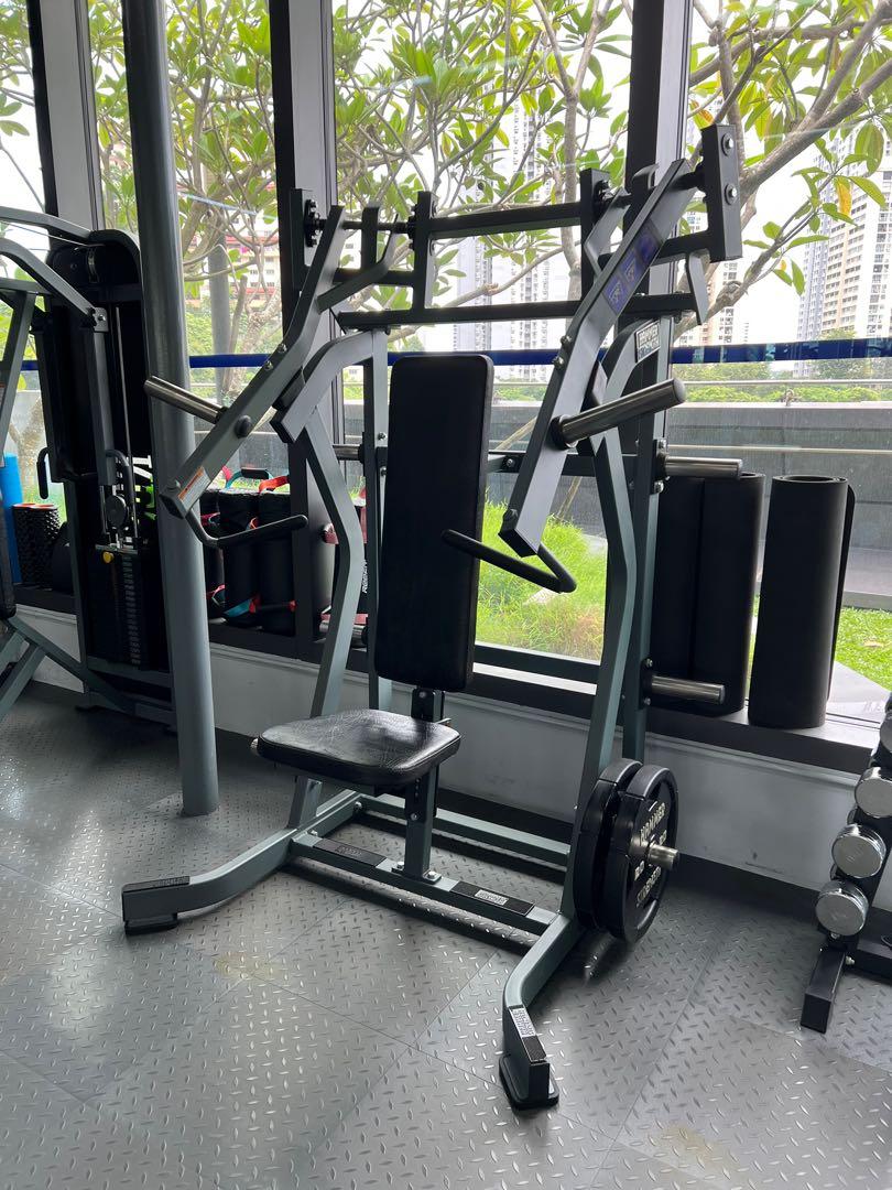 Hammer strength incline chest machine, Sports Equipment, Exercise ...