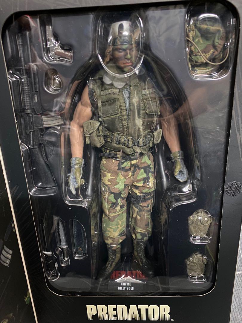 Hottoys Predator Private Billy Sole $2400, 興趣及遊戲, 玩具 & 遊戲類 - Carousell