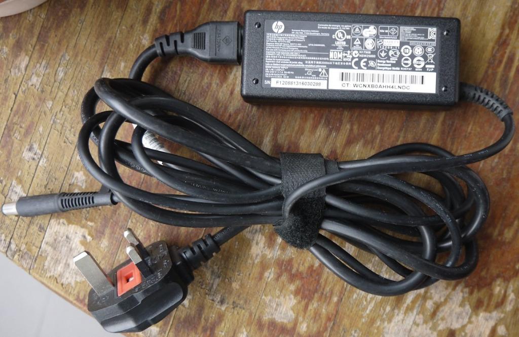 HP Laptop Power Adapter/ Charger 65W Large Pin, Computers & Tech, Parts ...