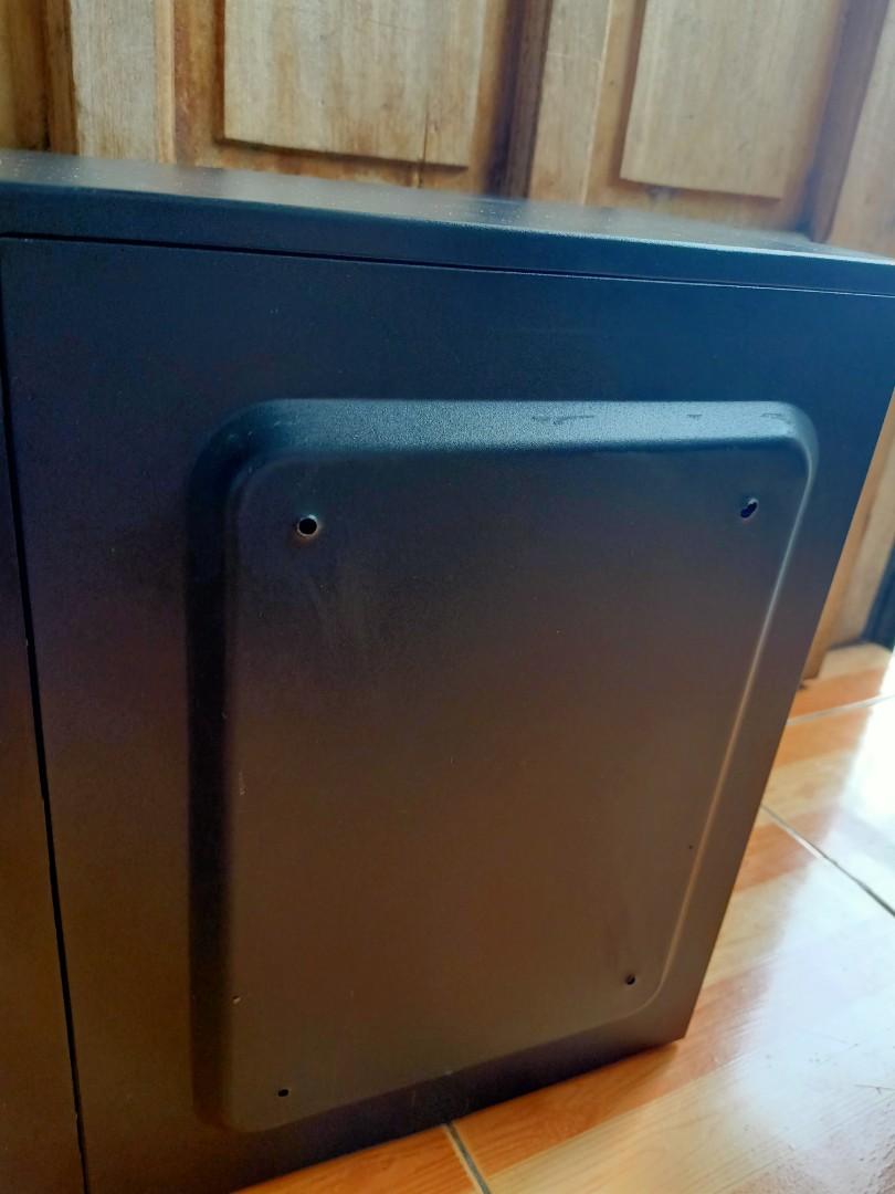 Neutron Case MATX, Computers & Tech, Desktops on Carousell