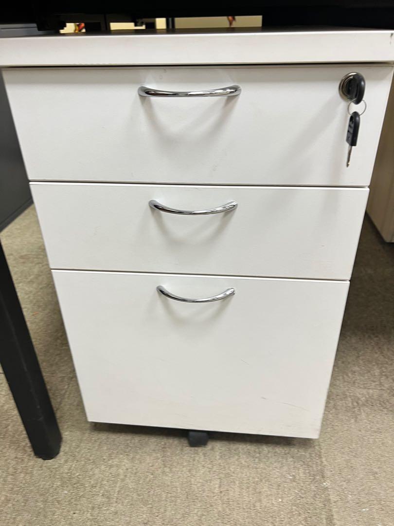 Pedestal office with key/lock, Furniture & Home Living, Furniture ...