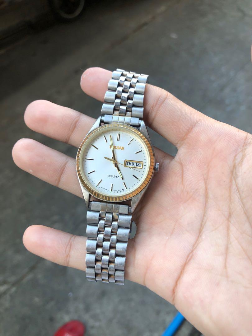 Pulsar Fluted Bezel Quartz, Men's Fashion, Watches & Accessories ...