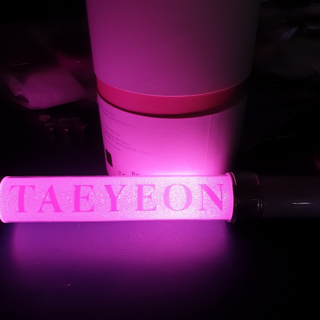 Taeyeon Japan Showcase lightstick, Hobbies & Toys, Collectibles ...