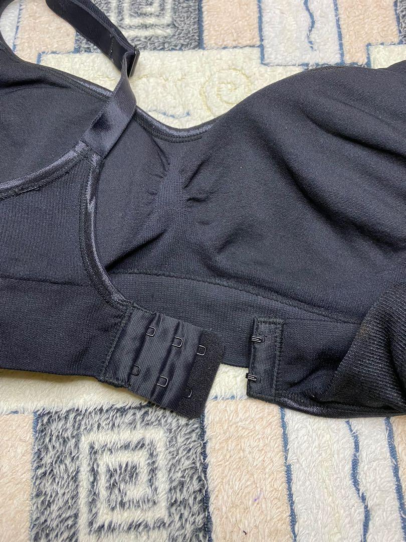 Target bra 32B / 34A, Women's Fashion, New Undergarments & Loungewear ...