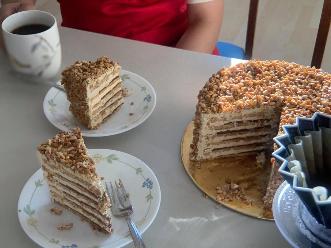 17 Layer Mocha Sansrival, Food & Drinks, Local Eats on Carousell