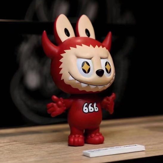 準現貨ALIEN EVOLUTION STUDIO® x KASING LUNG x HUMAN666, 興趣及遊戲, 玩具 & 遊戲類 - Carousell