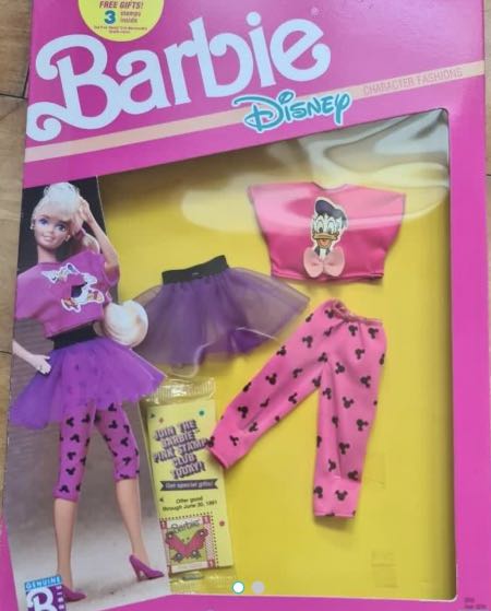 Barbie- disney, Toys & Collectibles, Mainan di Carousell