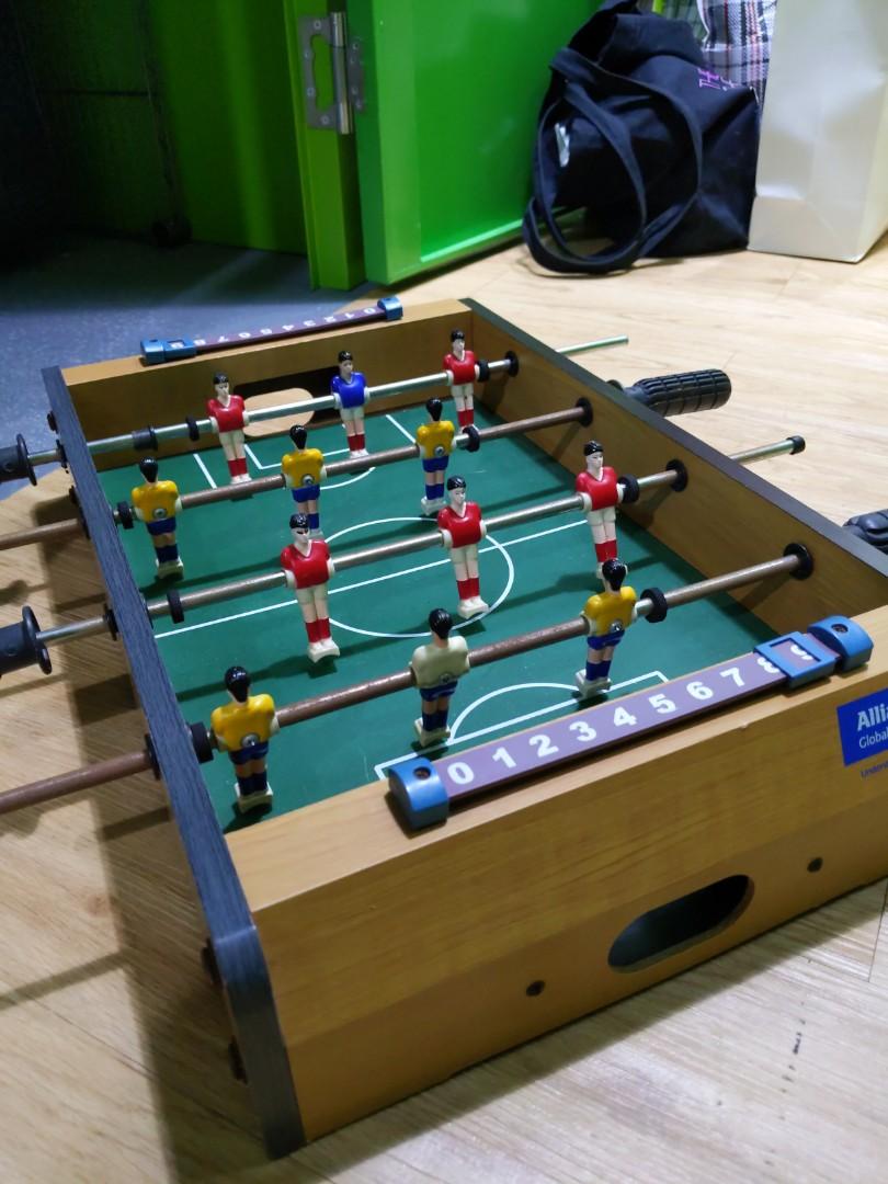 Children mini football machine, 興趣及遊戲, 玩具 & 遊戲類 - Carousell