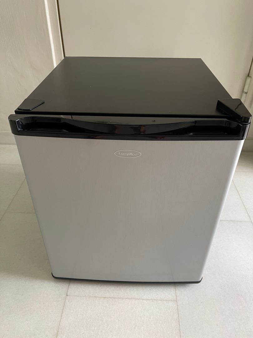 EuropAce 50L Mini Bar Fridge ER9250, TV & Home Appliances, Kitchen ...