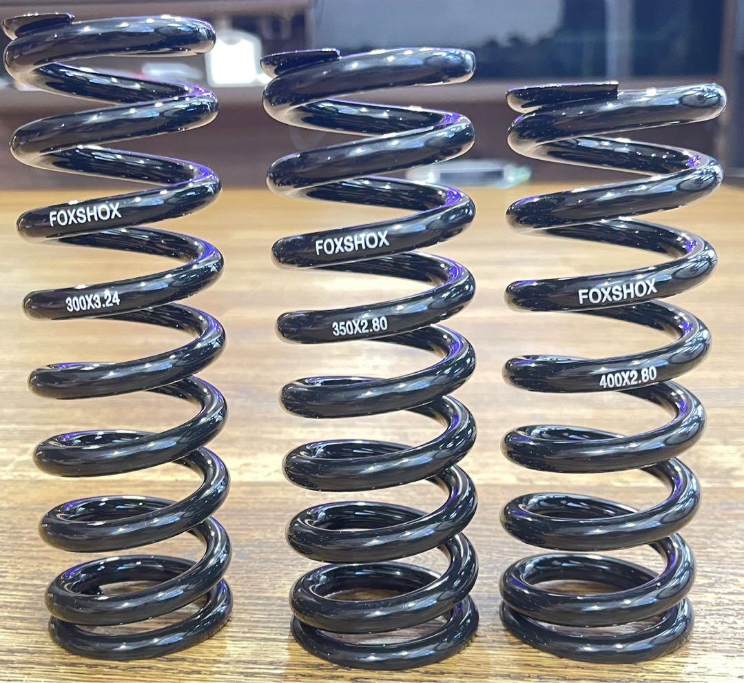 Fox coil spring 300 350 400 lbsX 2.8, Sports Equipment, Bicycles ...