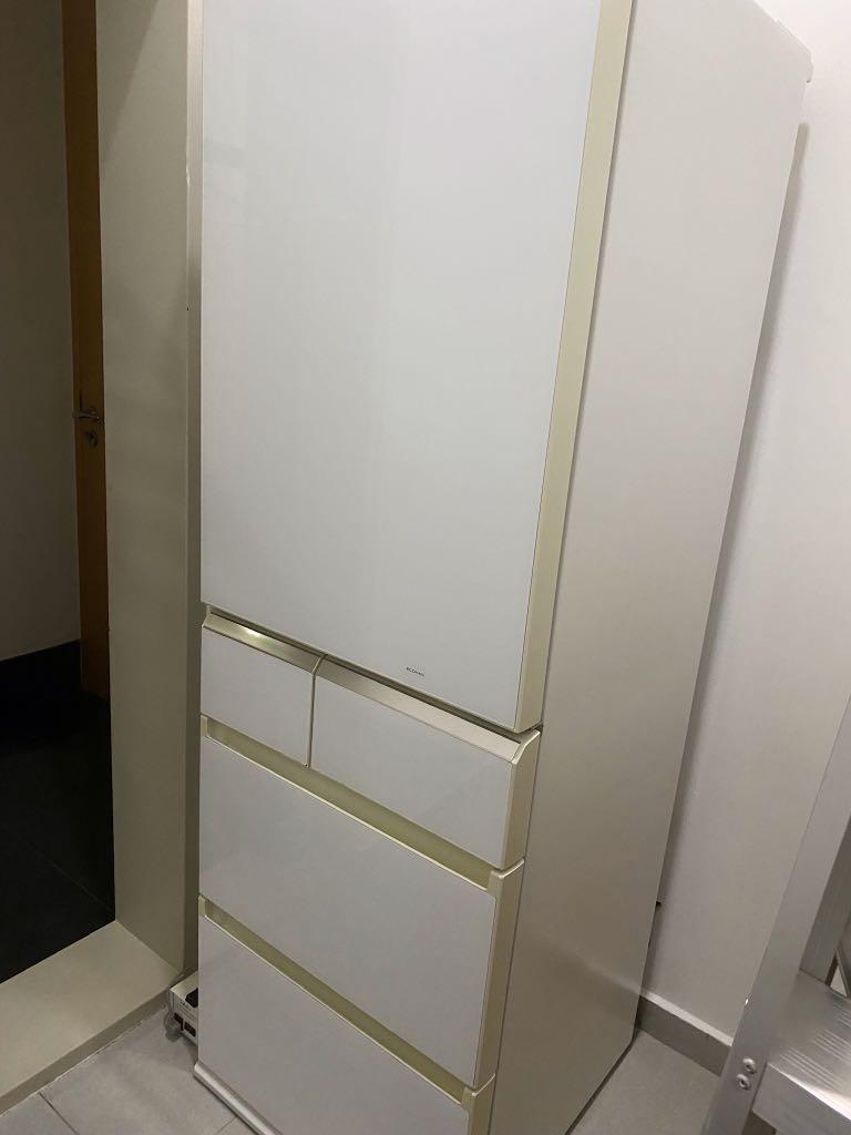 Japanese Panasonic refrigerator (automatic ice cube maker) - working ...