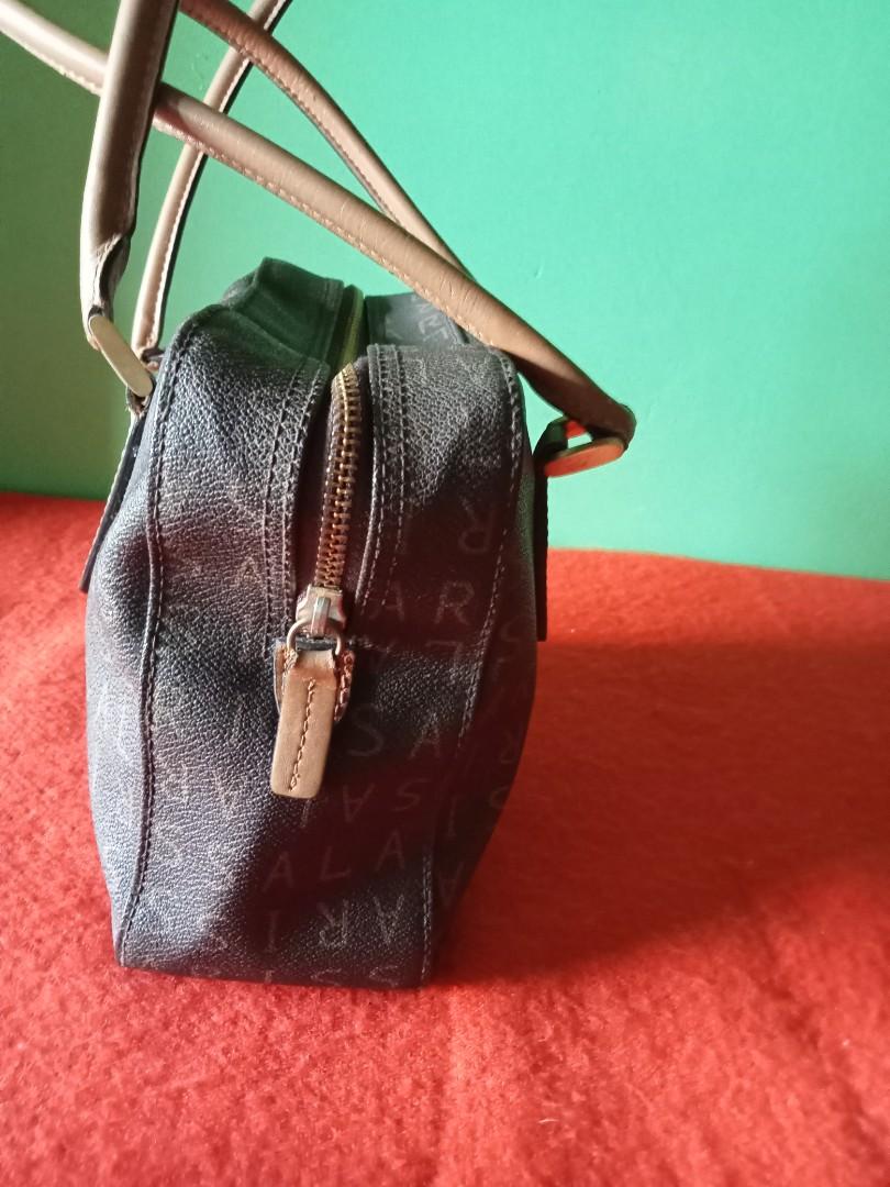 Larissa Medium shoulder bag, Women's Fashion, Bags & Wallets, Shoulder ...