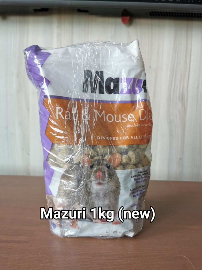 Mazuri lab blocks, Pet Supplies, Pet Food on Carousell