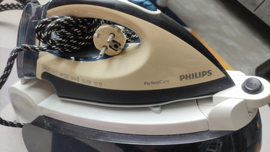 Philip PerfectCare Steam Iron, TV & Home Appliances, Irons & Steamers ...