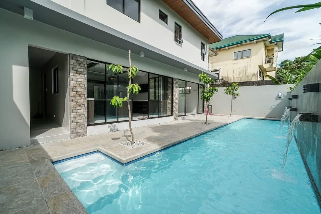 RC 5BR 350 sqm House w/ swimming pool in Filinvest QC nr Vista Real ...
