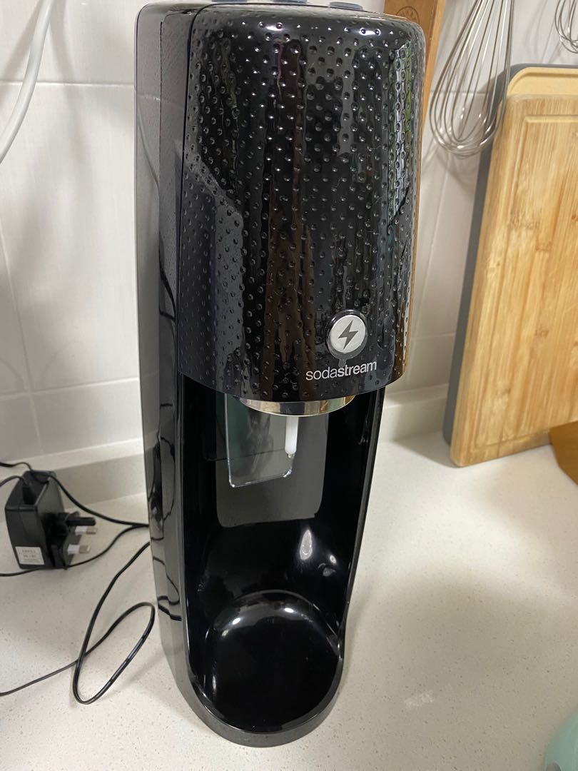UP. $298 SODASTREAM SPIRIT ONE TOUCH BLACK SPARKLING WATER MAKER ...