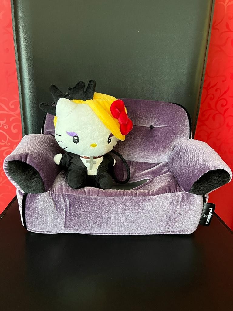 Yoshi Kitty Limited Edition Tissue Box, Everything Else on Carousell