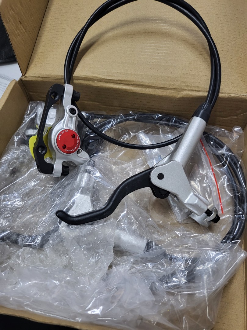 Zoom hydraulic brakes, Announcements on Carousell