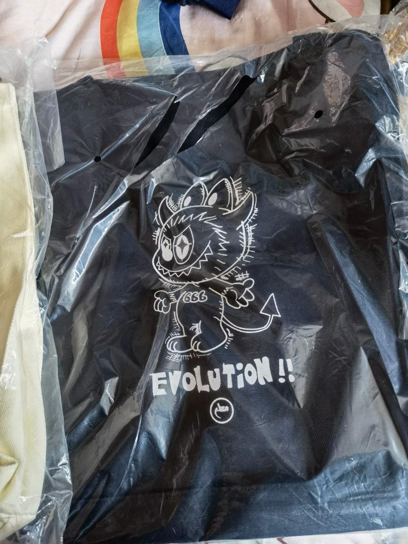 666 labubu tote bag, 名牌, 手袋及銀包 - Carousell
