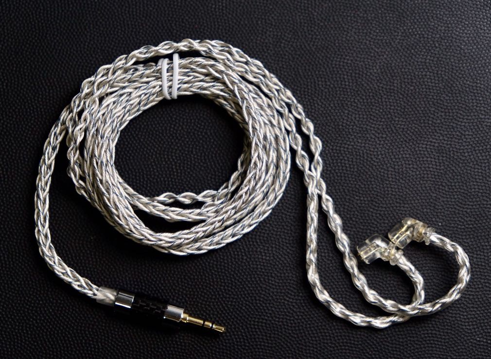 BNIB 8 core silver plated upgrade cable with 3.5mm jack [KZ IEM], Audio ...