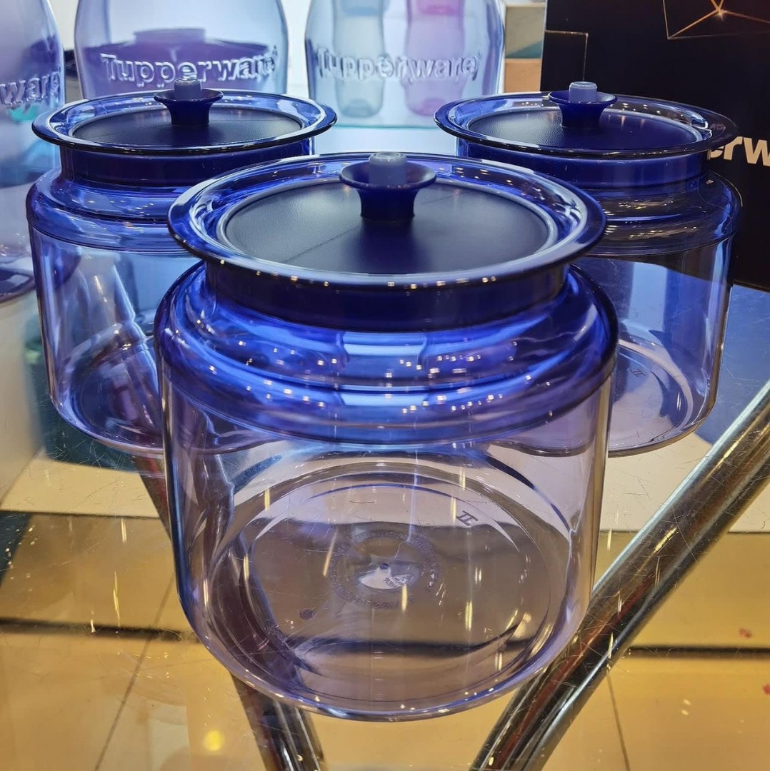 Bekas Kuih Raya Tupperware, Furniture & Home Living, Kitchenware ...