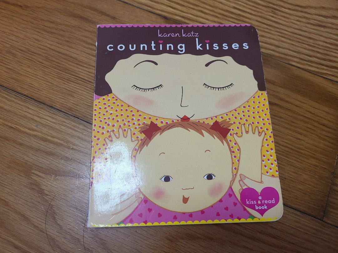 99% New Counting kisses: Karen katz, 興趣及遊戲, 書本 & 文具, 小說 & 故事書 - Carousell