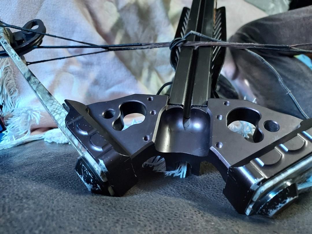 Crossbow (display), Hobbies & Toys, Toys & Games on Carousell