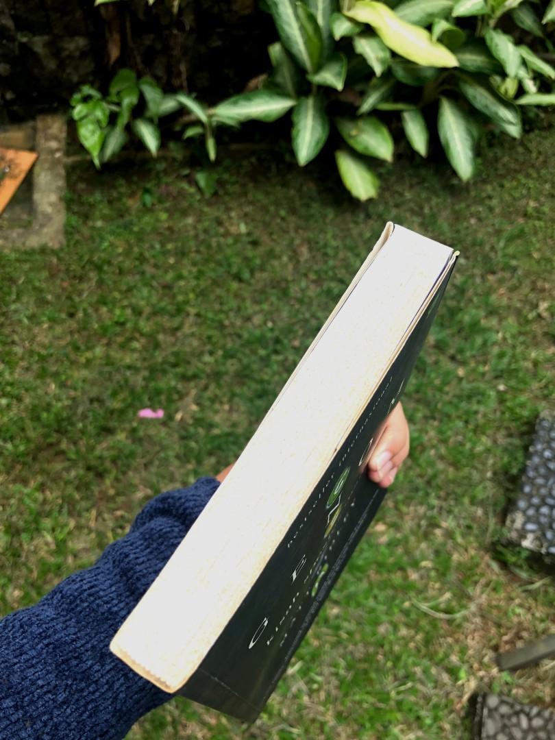 Genom - Matt Ridley, Buku & Alat Tulis, Buku di Carousell