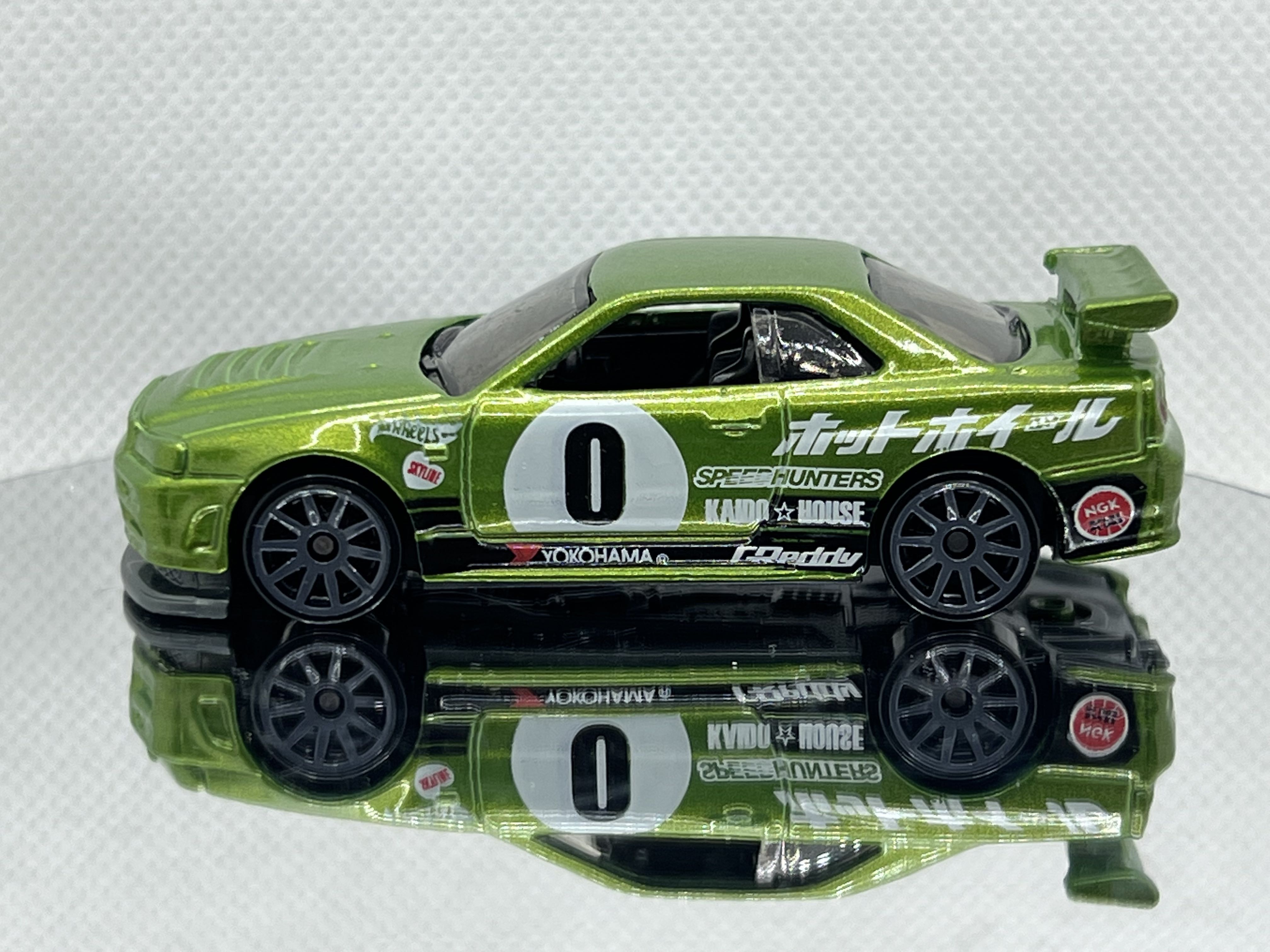 Gross Lemon Green Hot Wheels Factory Custom Nissan Skyline R34 BNR34 ...