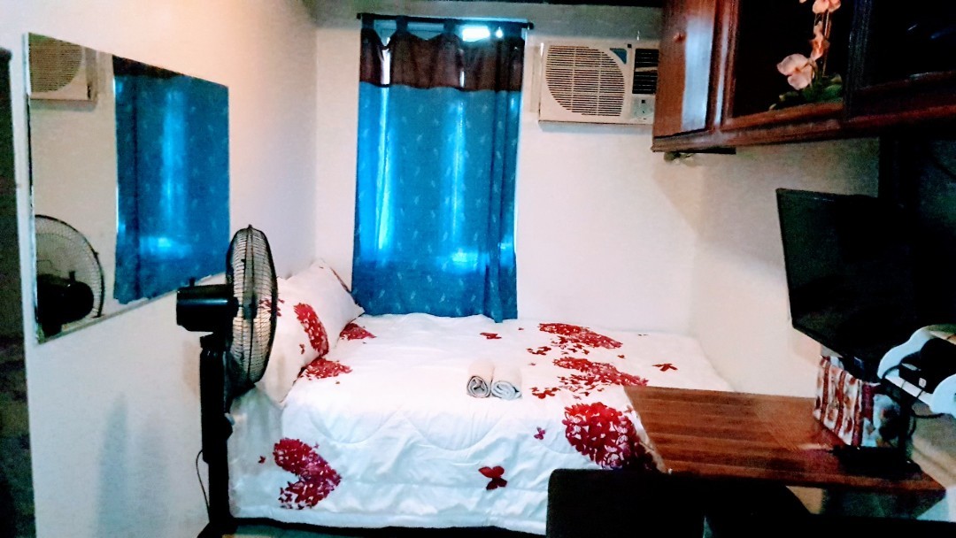 MPlace tower B units for staycation w free wifi, Property, Rentals ...