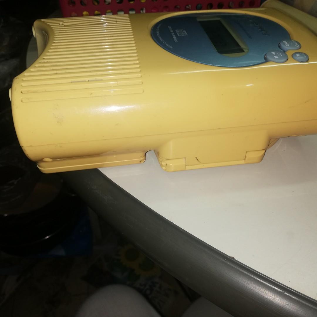 Sony shower cd player radio, Audio, Portable Audio Accessories on Carousell