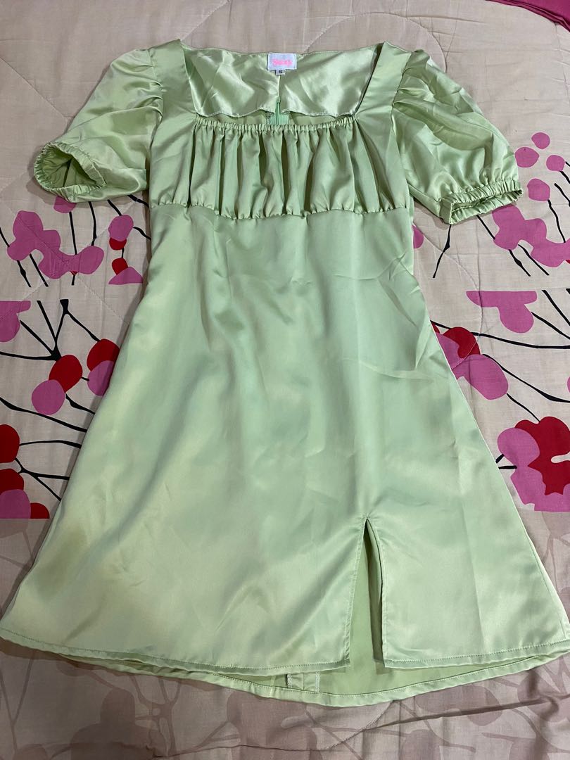 Suzy Clothing Green Silk Dress, Women's Fashion, Dresses & Sets ...