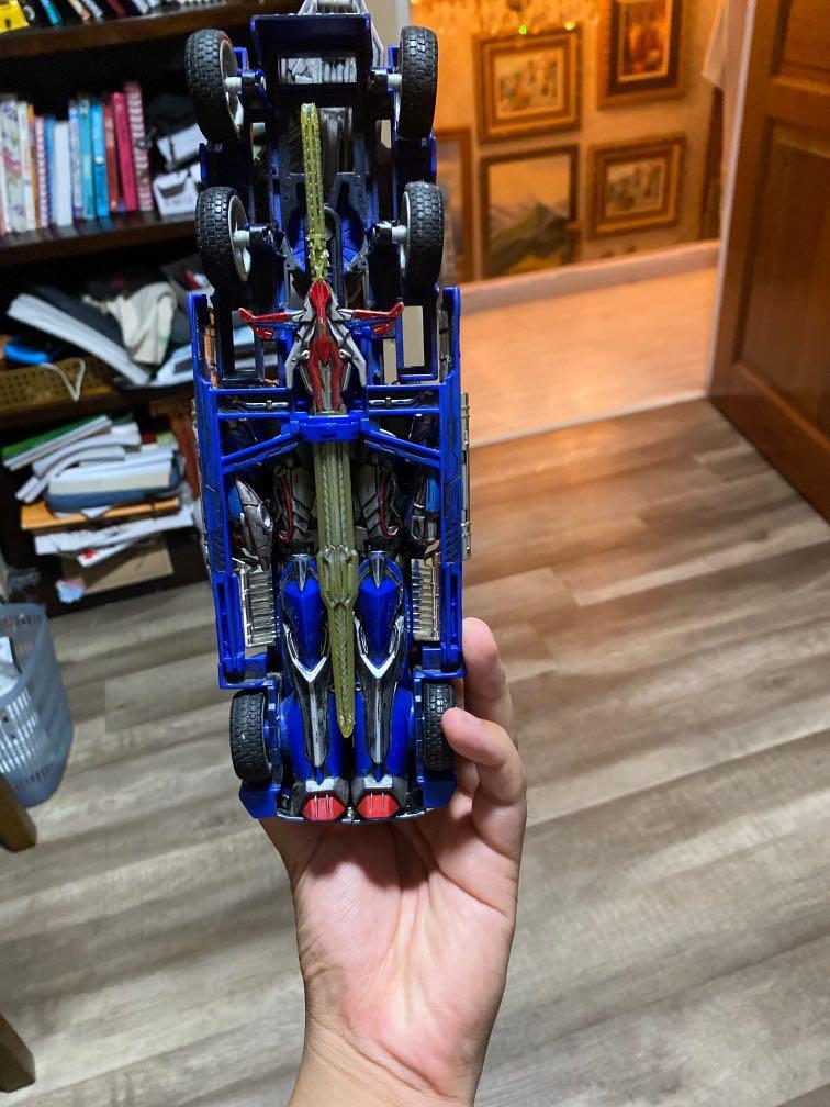 Transformers age of extinction Optimus prime knight form, Hobbies ...