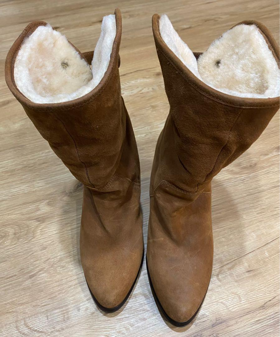 UGG Layna Brown, Women's Fashion, Footwear, Boots on Carousell