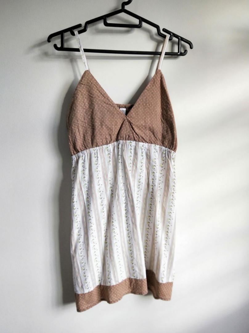 Cottagecore Brown Cami, Women's Fashion, Tops, Sleeveless on Carousell