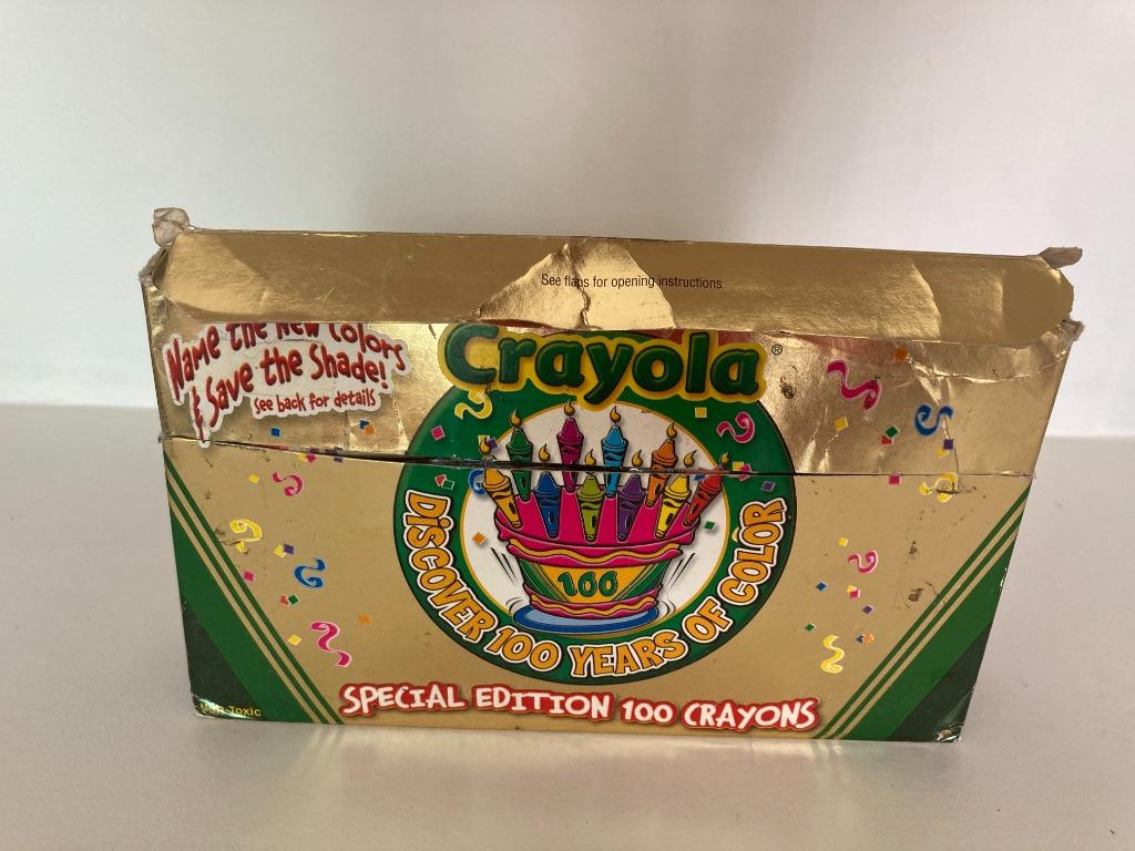 CRAYOLA SPECIAL EDITION 100 CRAYONS COLORS, Hobbies & Toys, Stationary ...