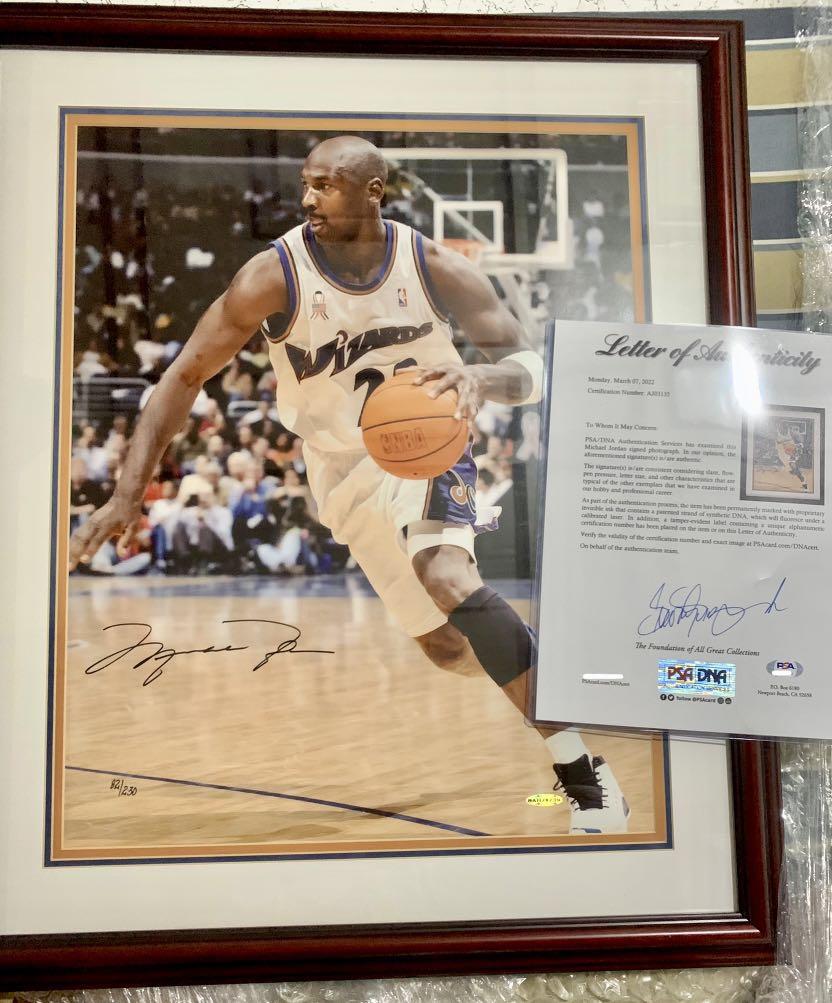 Framed Michael Jordan Signed Photo (16x20), Hobbies & Toys, Memorabilia ...