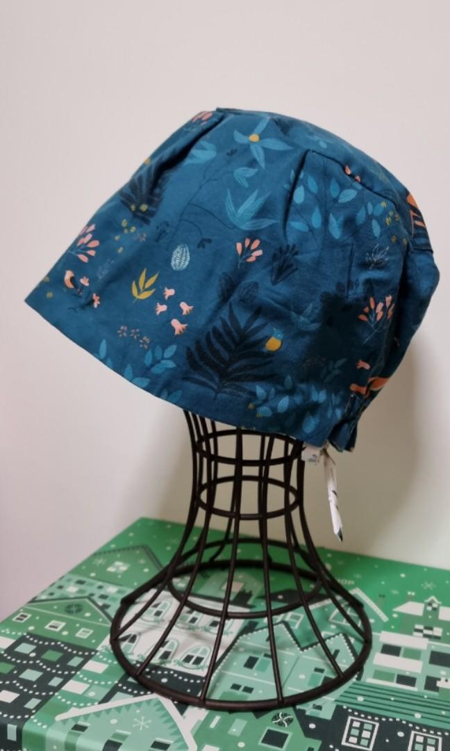 Handmade operating theatre caps, Hobbies & Toys, Stationery & Craft ...