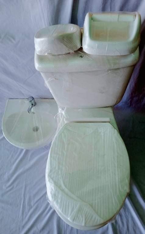 Mj Toilet bowl set, Furniture & Home Living, Bathroom & Kitchen ...