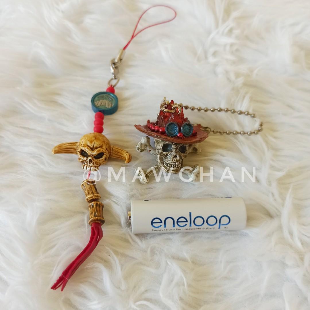 One Piece Ace Keychains Set, Hobbies & Toys, Memorabilia & Collectibles ...